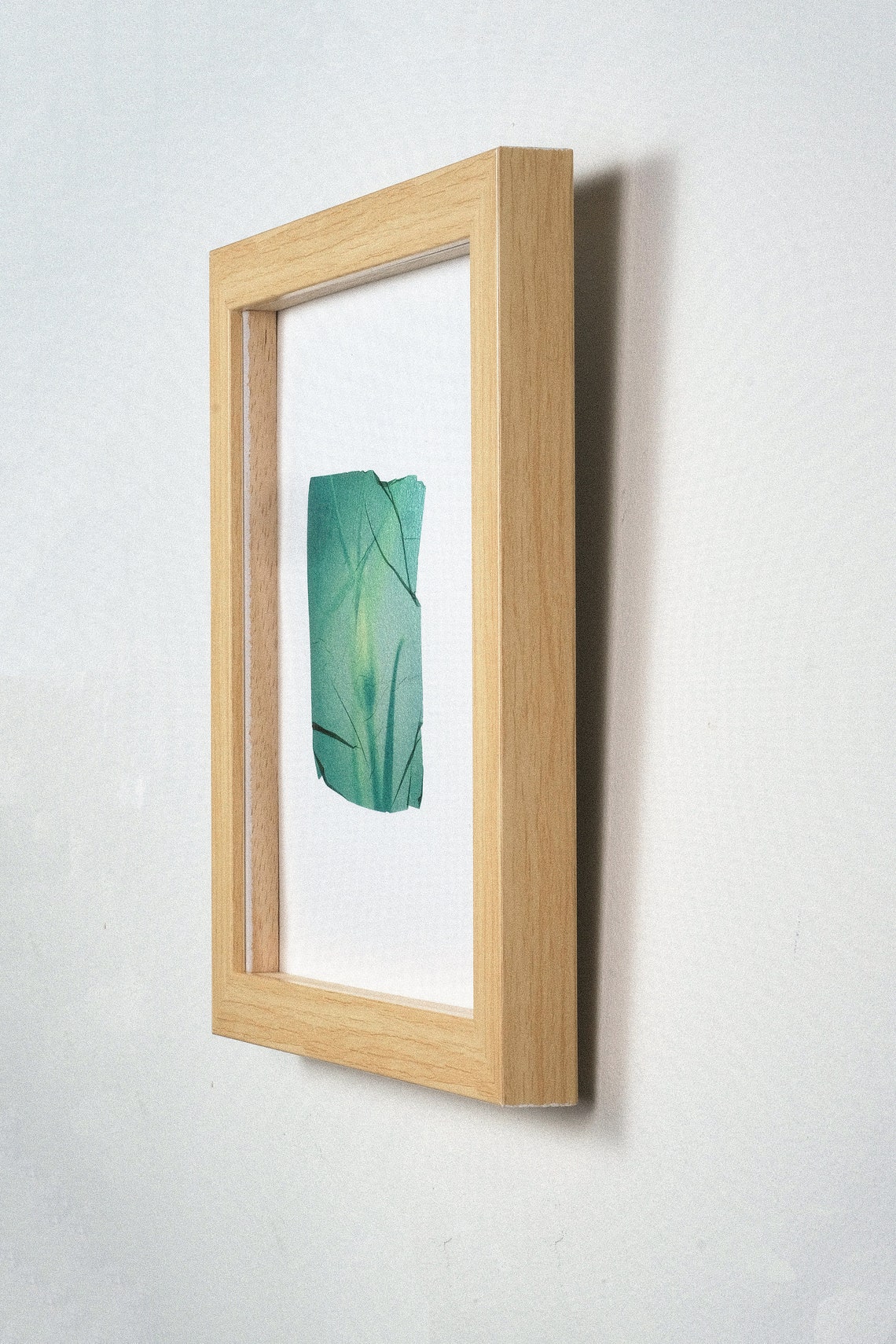 Polaroid Emulsion Art, Studio Apartment Decor, Alien Concept Art ...