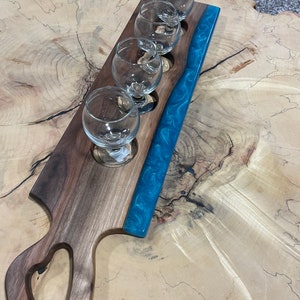 Walnut and Epoxy Beer Flight Board / Drink Tasting / Serving Board - Etsy