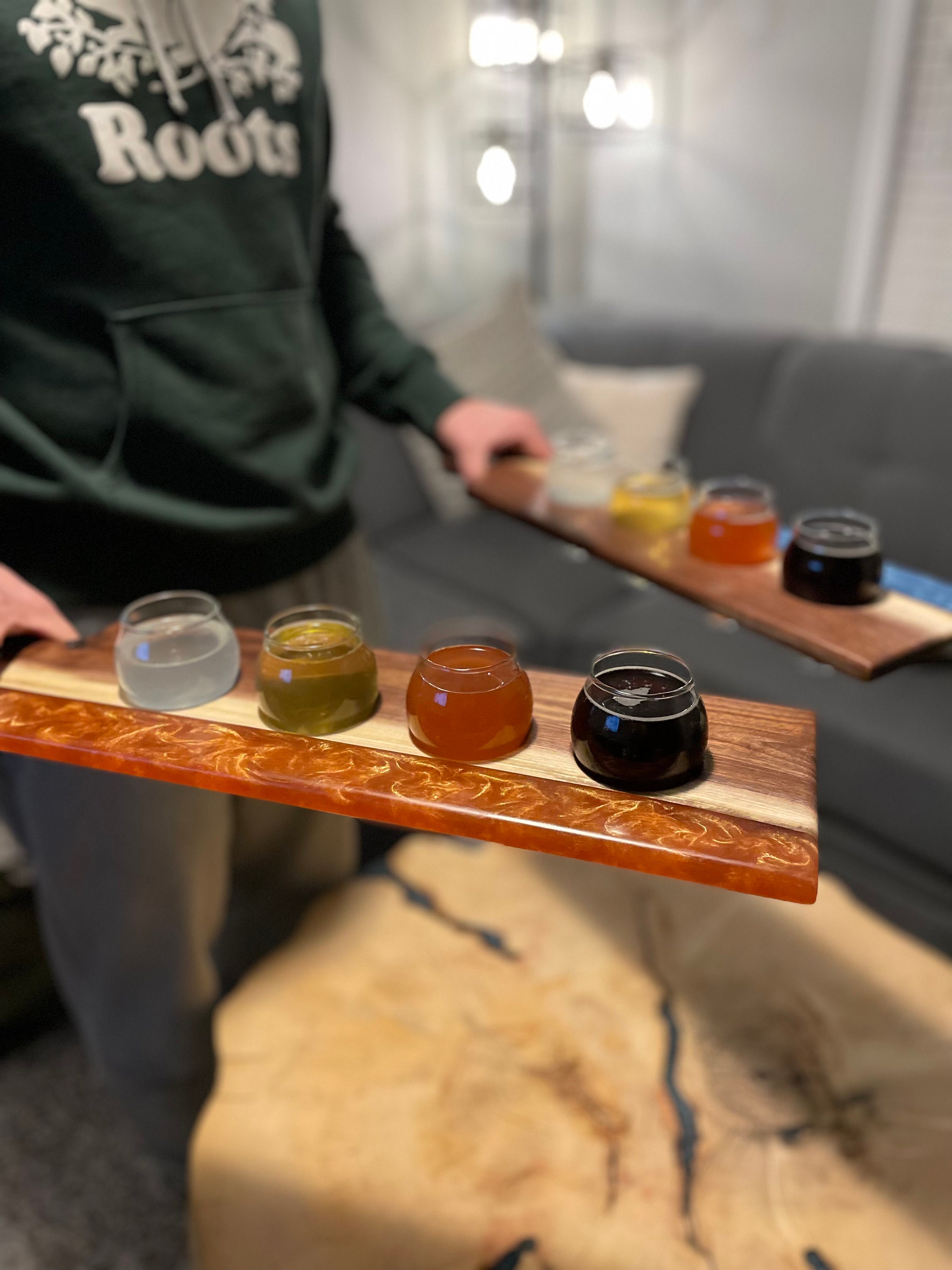 Walnut and Epoxy Beer Flight Board / Drink Tasting / Serving Board - Etsy