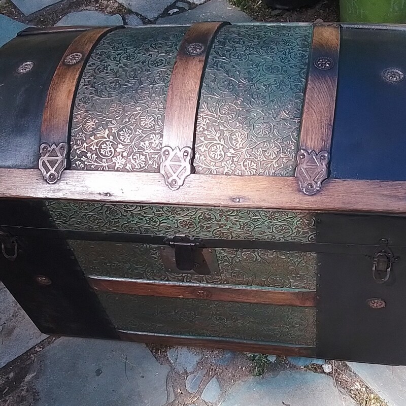 Trunk Tin - Etsy