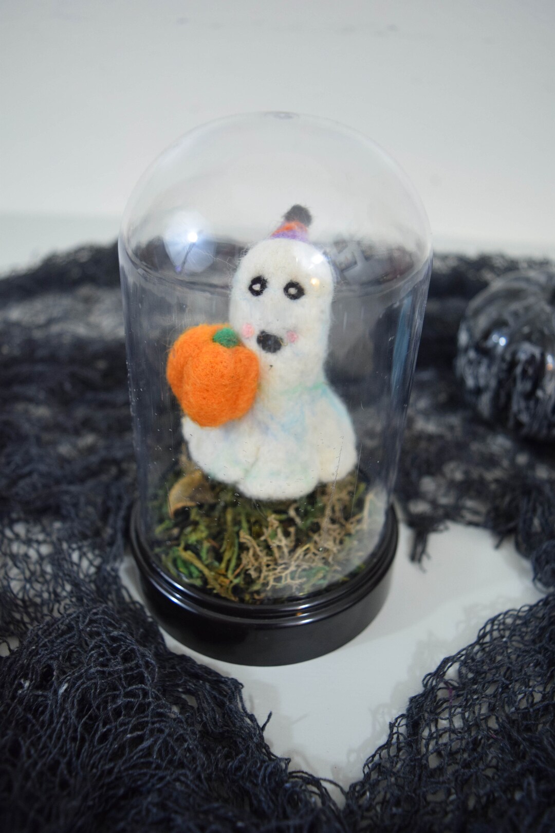 Handmade Felted Ghost Diorama: Spooky Bell Jar With Pumpkin - Etsy