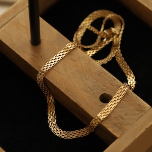 14K Yellow Gold Bismarck Snake Chain Necklace Shiny Surface Handmade ...