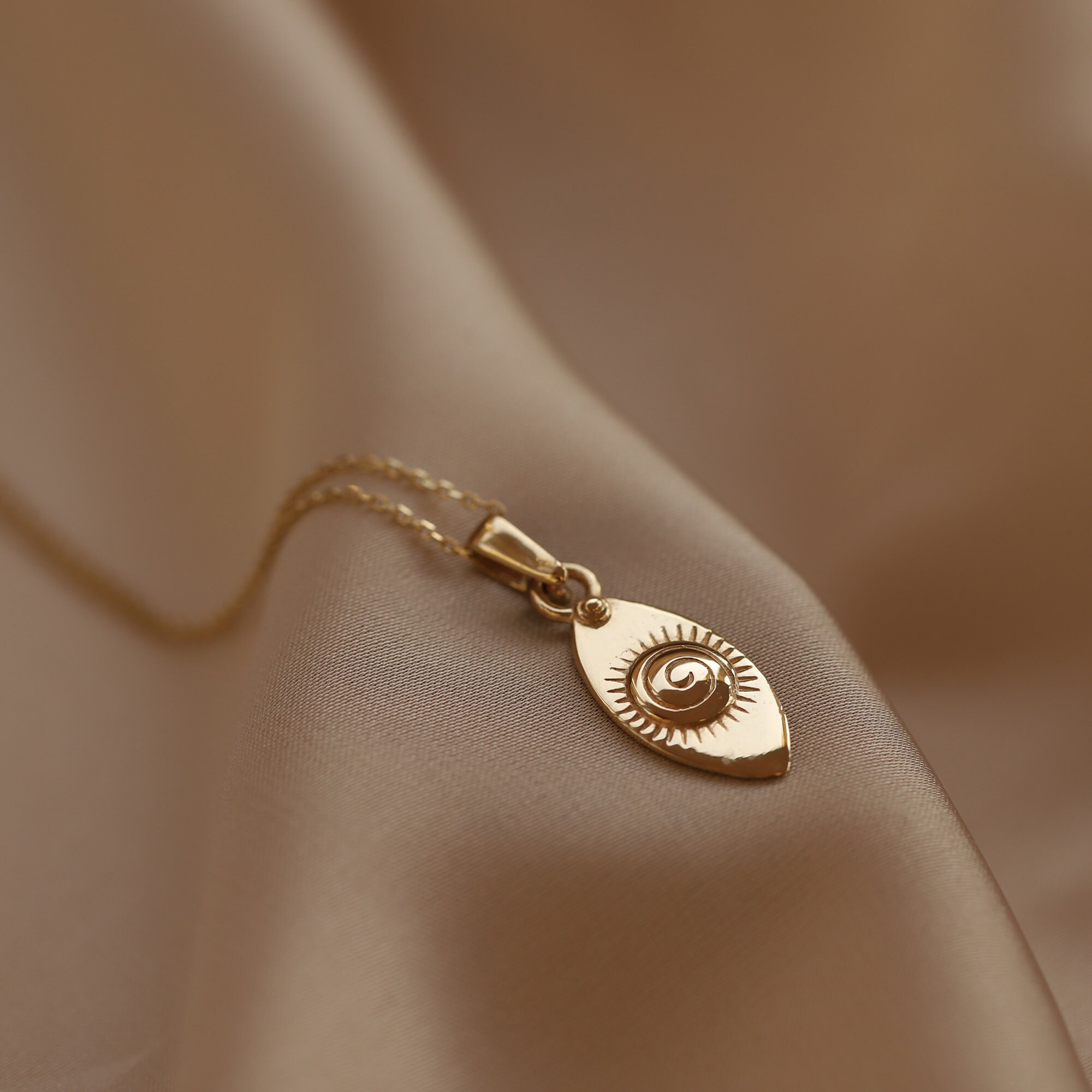 14k Solid Gold Evil Eye Pendant Necklace, Vintage Good Luck Charm - Etsy