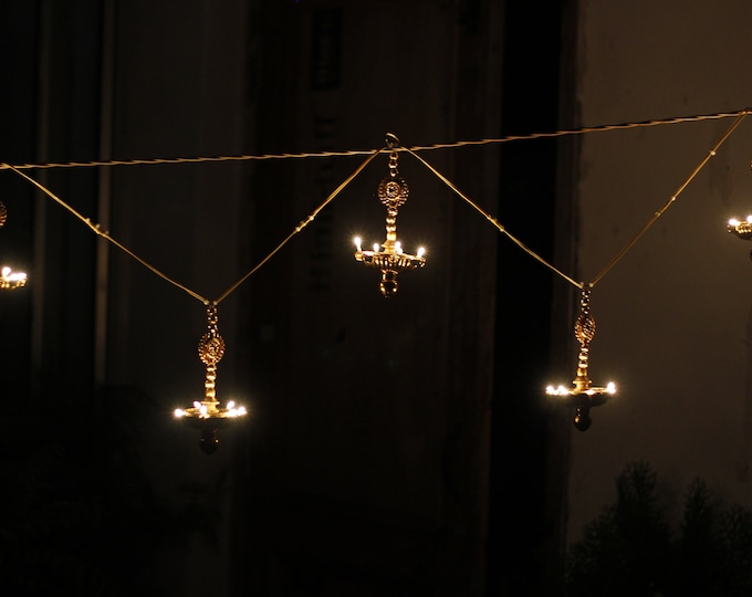 Hanging Golden Electric Diyas Toran | Mandir Decor | Vilakku | Mandir ...