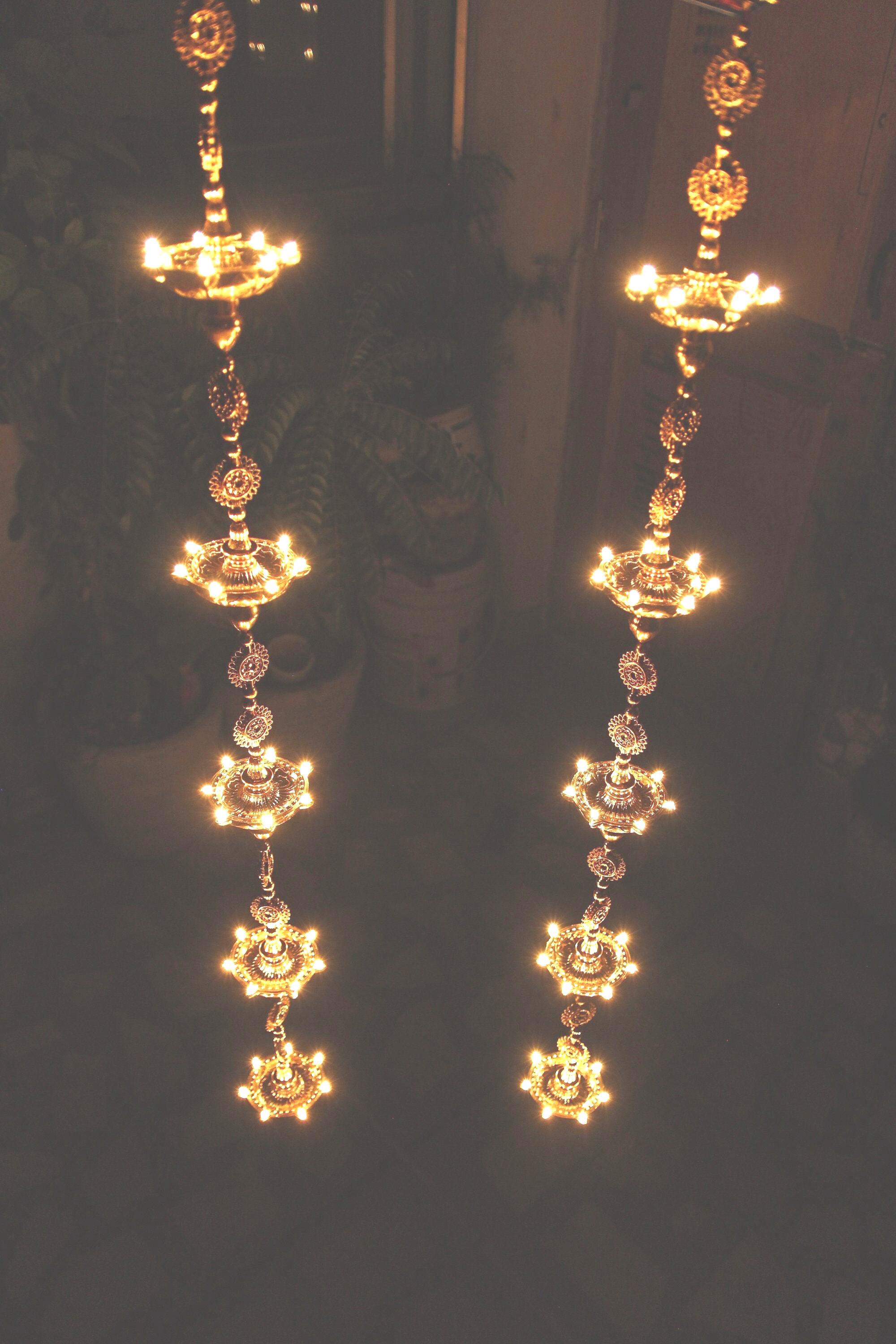 3.5 Ft. Pair of Golden Door Toran of Electric Hanging Diyas | Mandir ...