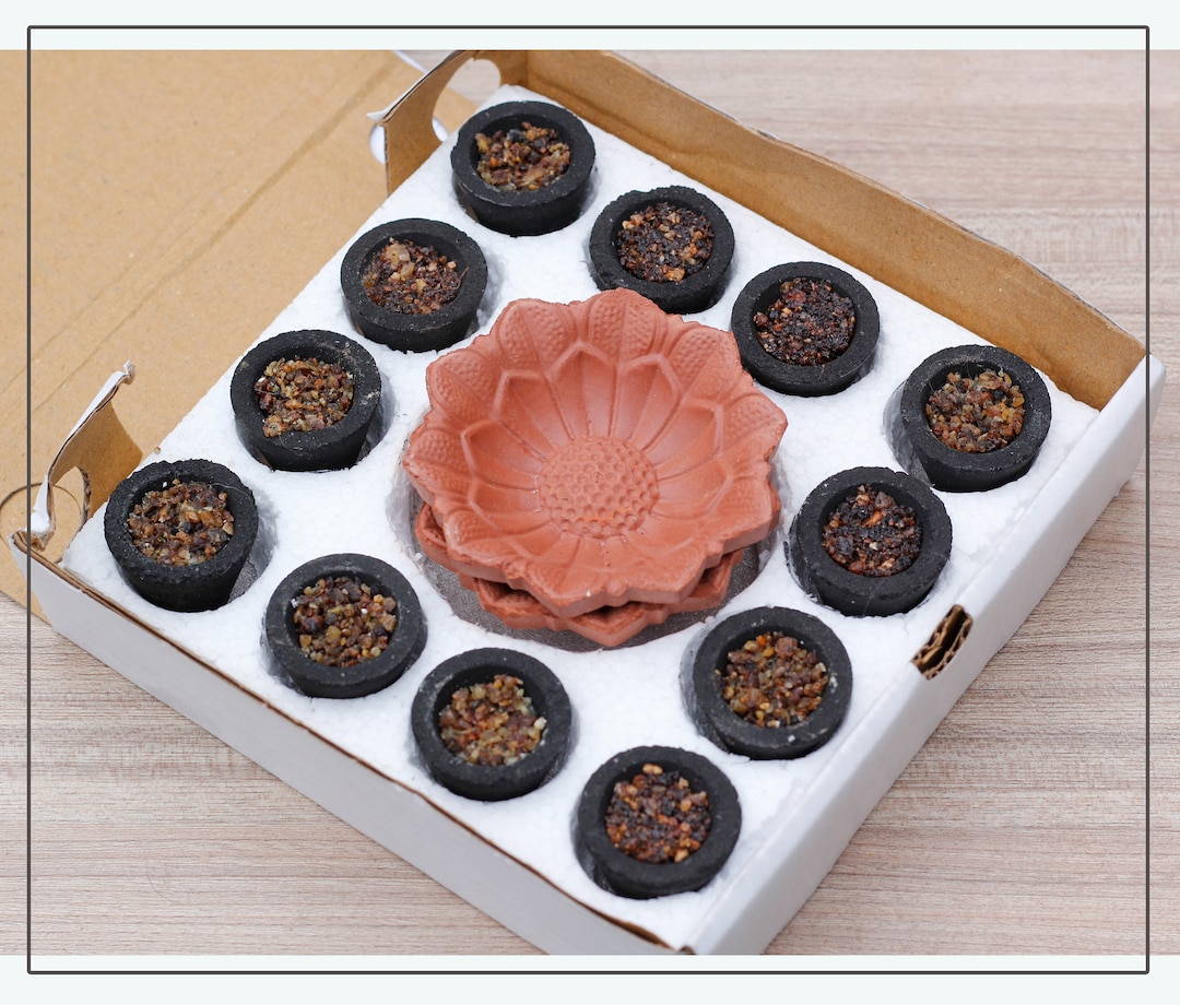 Indian Sambrani Loban Cups 12 Cups Plus 2 Terracotta Holders Benzoin ...