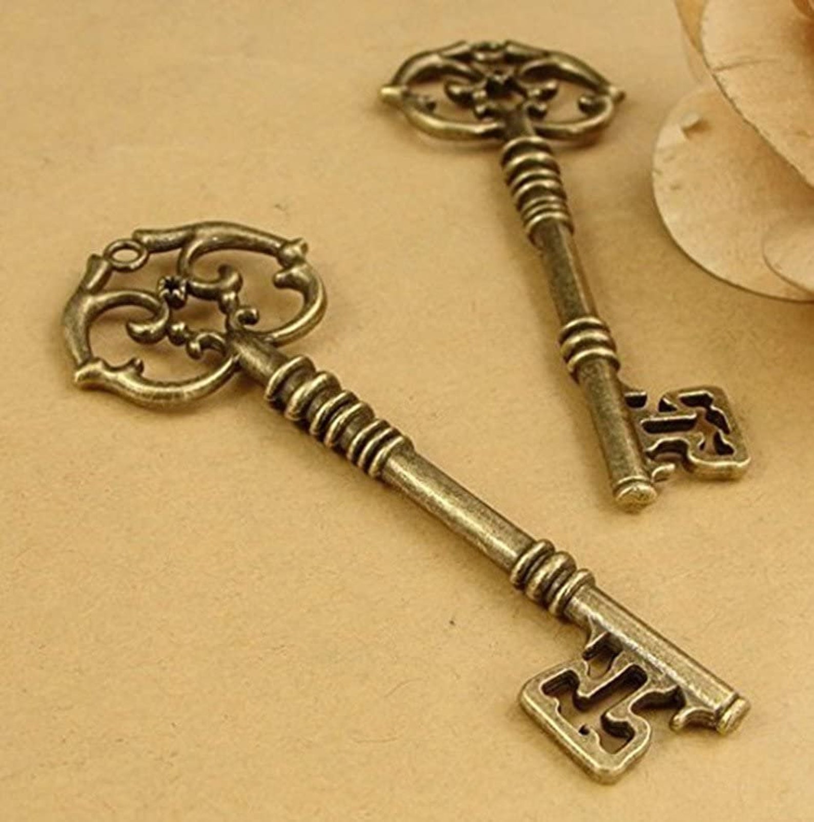 Extra Large Antique Bronze Finish Skeleton Keys Rustic Key for - Etsy
