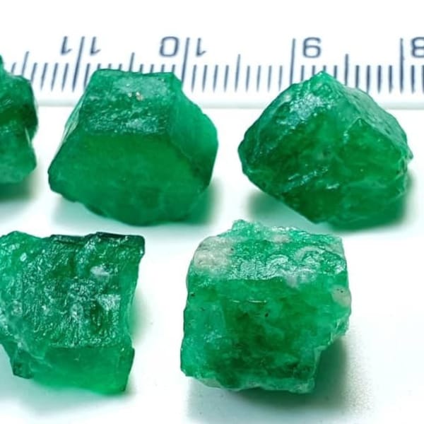 Raw Emerald Stone - Etsy