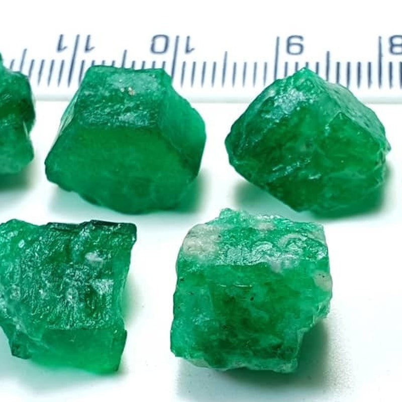 Raw Emerald Stone - Etsy