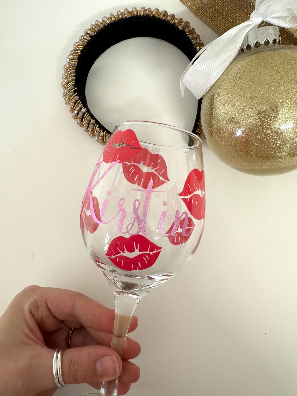 Personalized Lips Wine Glass | Hot Pink Vinyl Decoration - Etsy