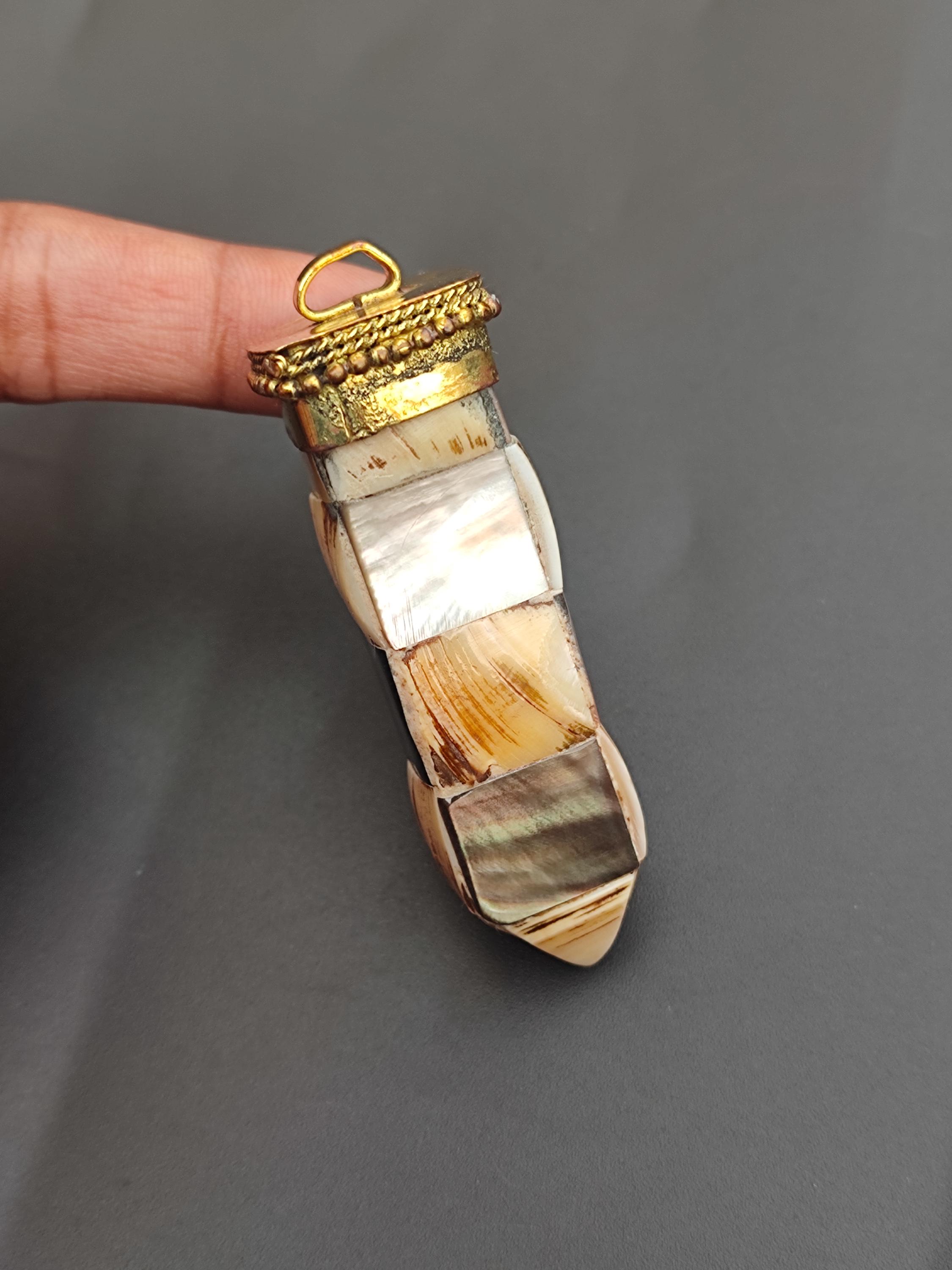 Abalone Shell Pointed Pendant, Antique Brass Cap - Vintage Style - Etsy