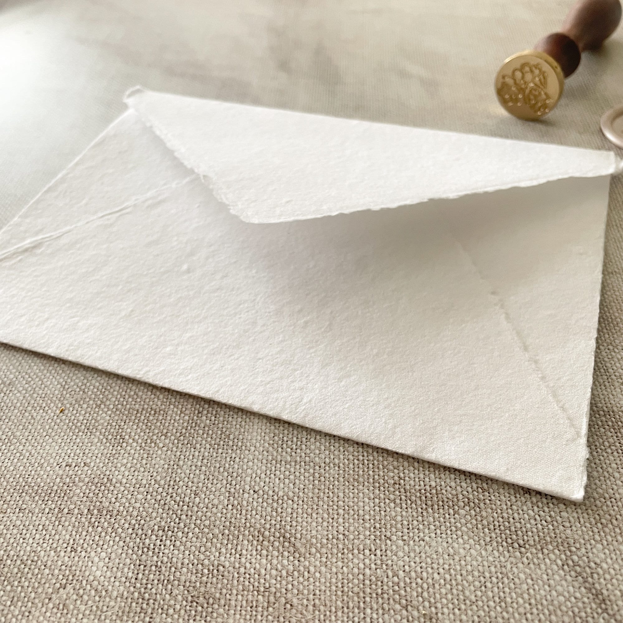 Handmade Paper Envelopes in Premium White. 5.5" X 7.5" PACK OF 5 ...