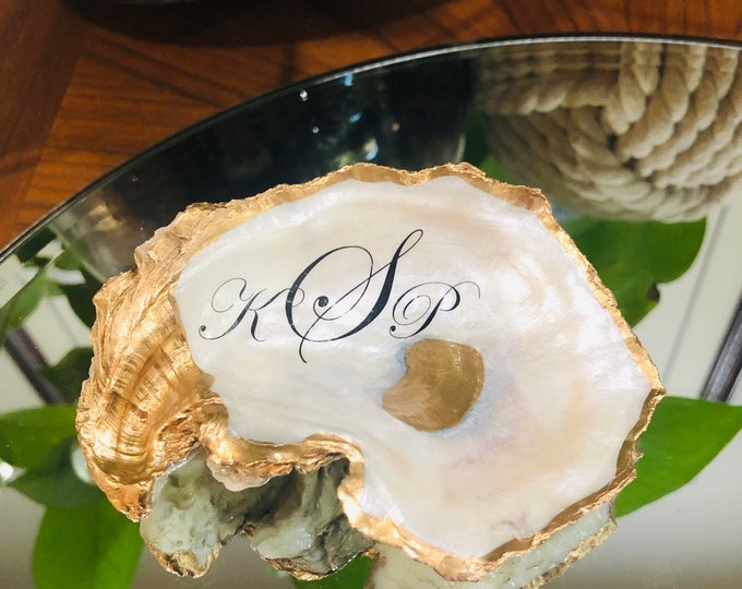 Monogrammed Oyster Shell Jewelry Dish,oyster Art, Oyster Shells,oyster ...