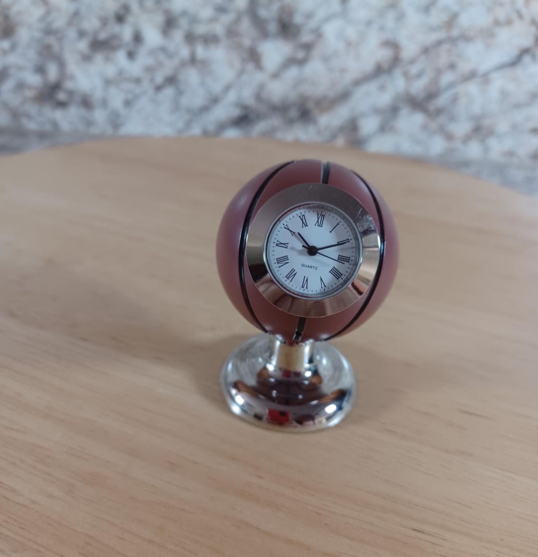 Miniature Basketball Desk Clock,basketball Clock,sports Desk Clock ...