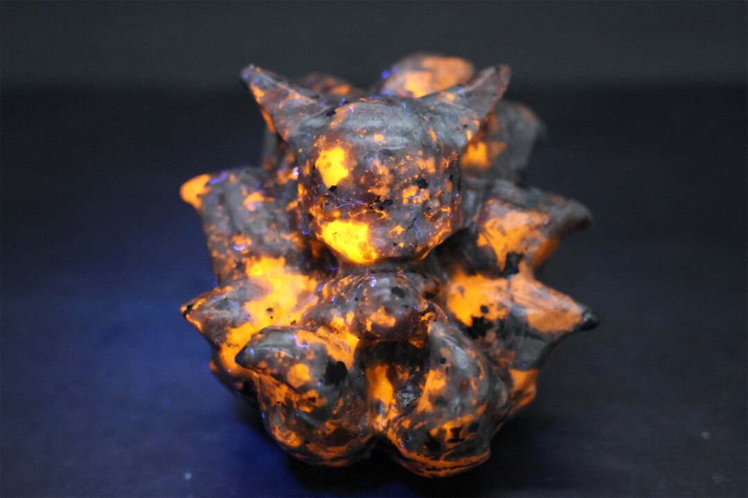 2inch Natural Yooperite Kyuubi Kitsune, Crystal Carving, Crystal Skull ...