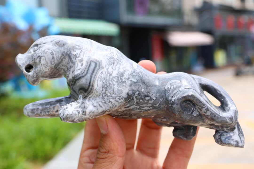 5.8 Natural Picasso Carved Leopard ,crystal Picasso Leopard, Creative ...