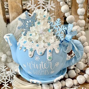 Winter Mini Book Stack / Mitten and Snow / Winter Tiered Tray Decor ...