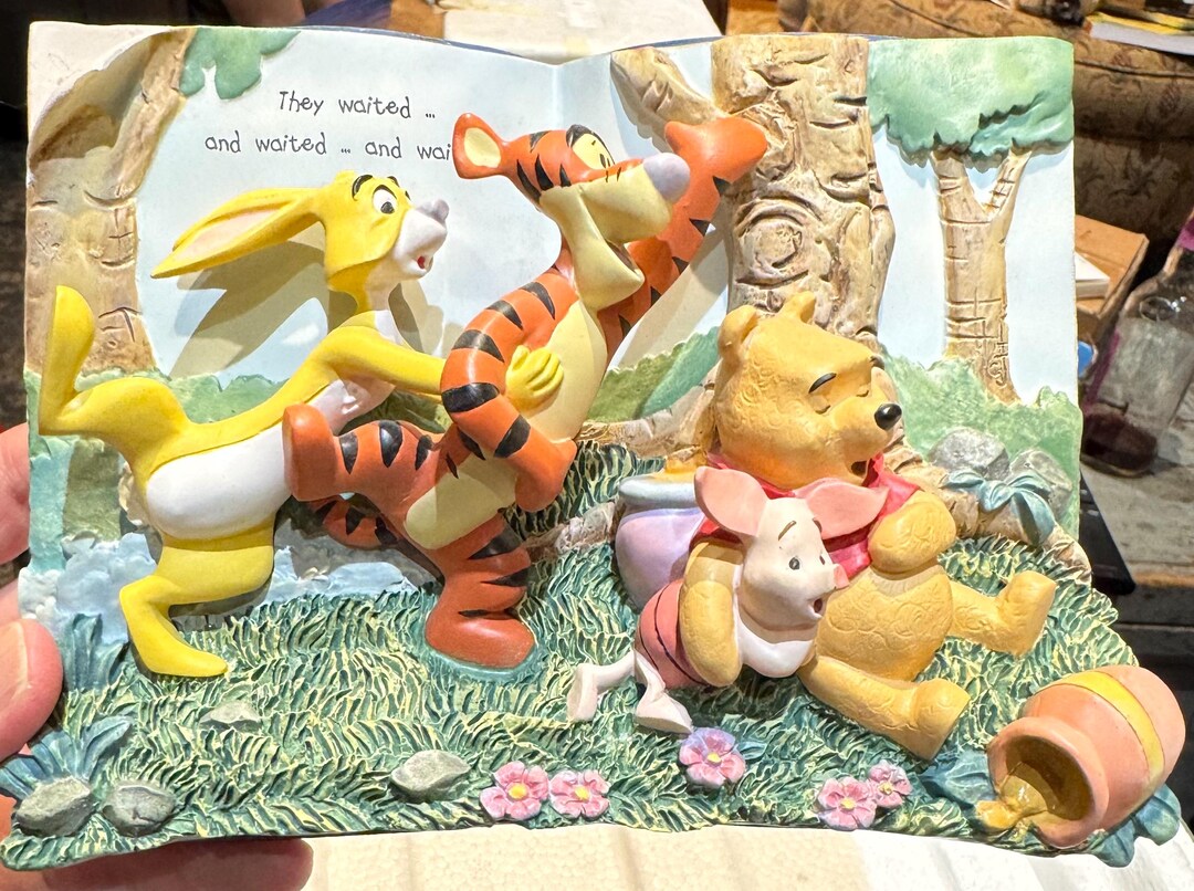 Darling Winnie the Pooh Storybook Collection “A Snoozy Sort of Day ...