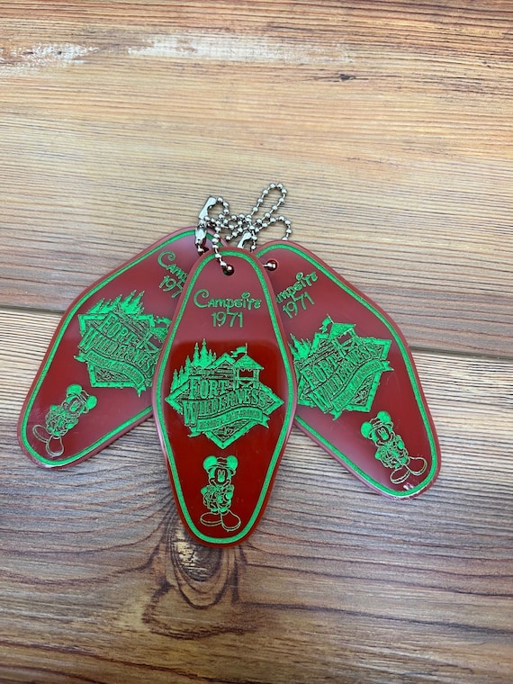 Fort Wilderness Resort Keychain Vintage Hotel Keychain - Etsy