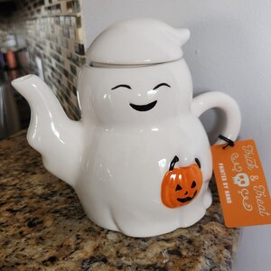 Trick & Treat Halloween Smiling Ghost Ceramic Teapot - Etsy
