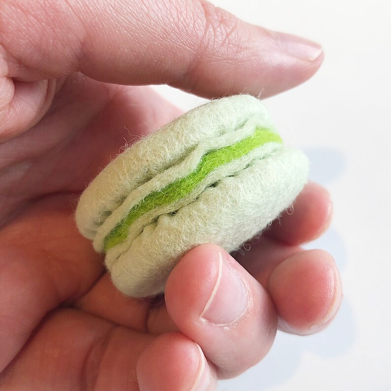 1 Felt Macaron, Macaroon, Felt Food - Etsy UK
