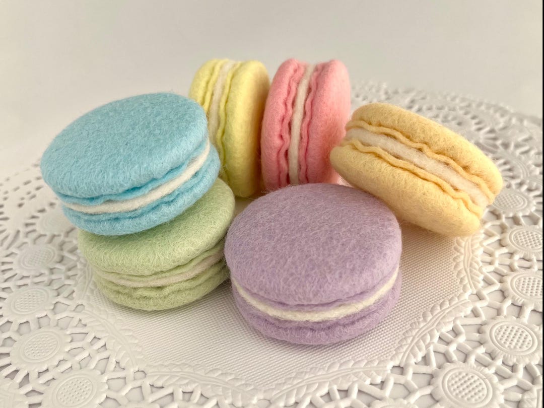 1 Felt Pastel Macaron, Macaroon, Felt Cakes by Sew Cakey - Etsy
