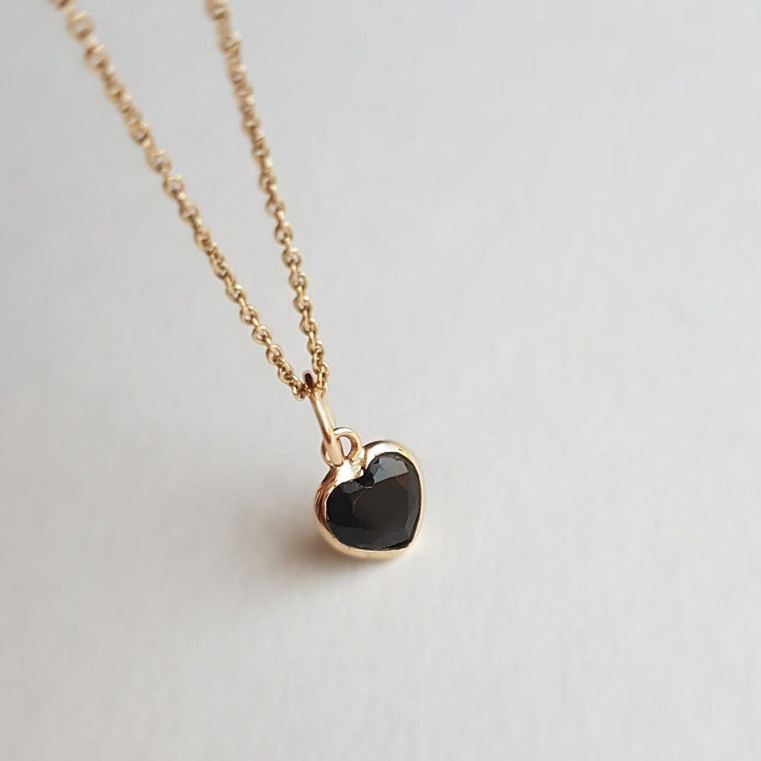 Black Onyx/18k Solid Gold Pendant/heart Shape Onyx Charm/minimal ...