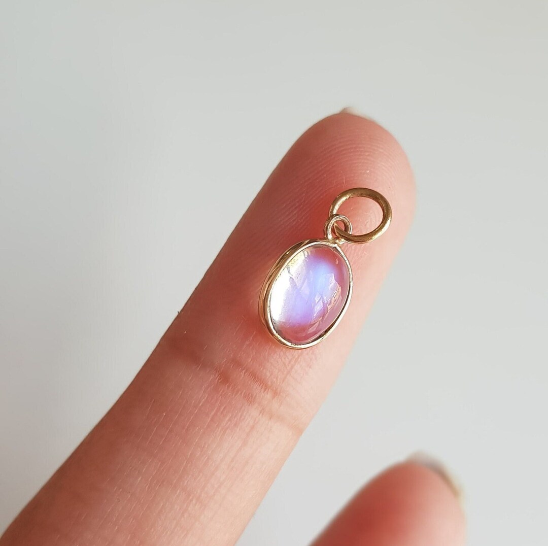 18k Solid Gold/rainbow Moonstone Charm Pendant/cabochon Moonstone ...