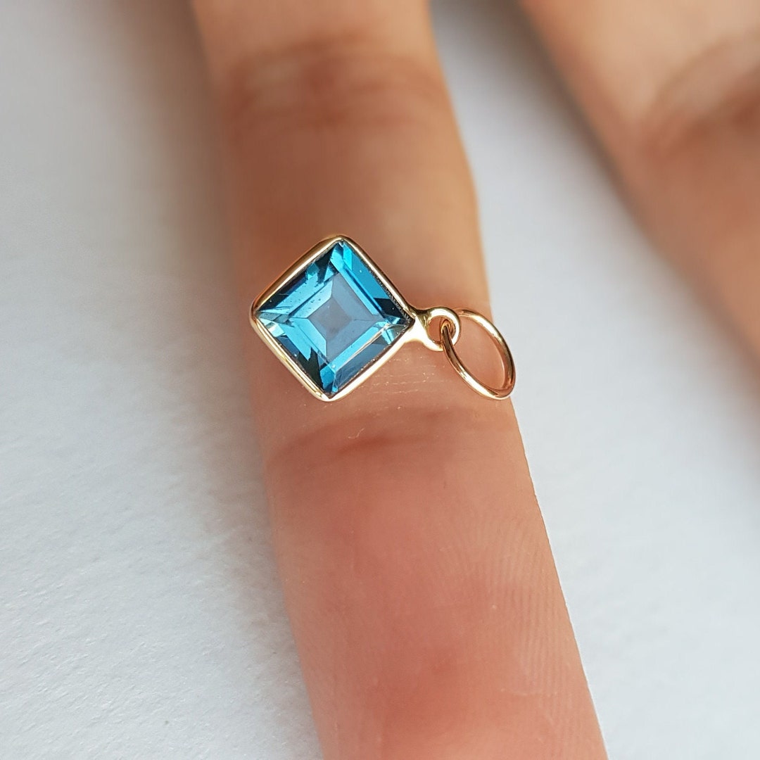 London Blue Topaz 18k Solid Gold Charm Pendant/emerald Cut Shape Topaz ...