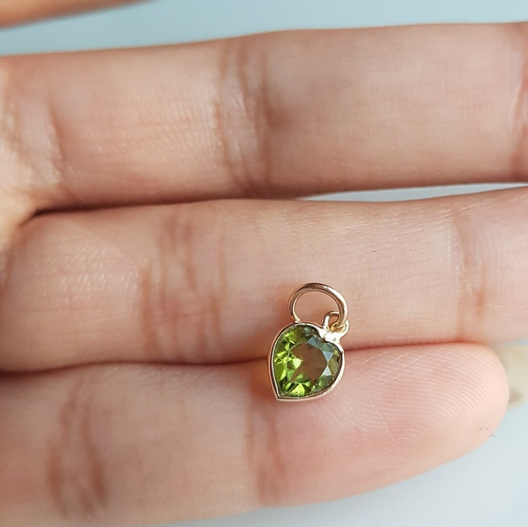 Peridot 18k Solid Gold Charm Pendant/heart Shape Minimal Peridot ...