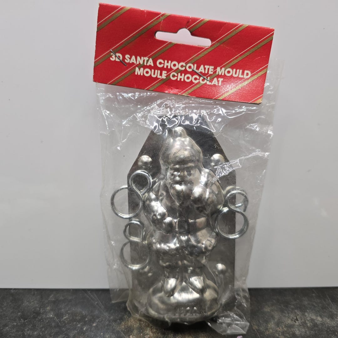 Vintage 3D Santa Claus Chocolate Mold – Regal Greetings & Gifts Metal ...