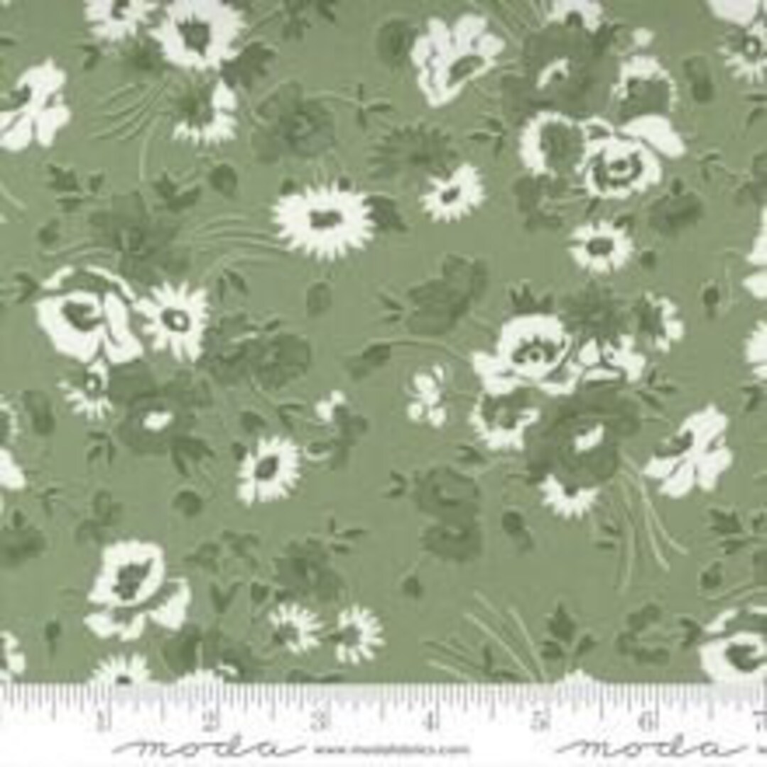 Nantucket Summer Continuous 1/2 YARD Somerset Floral in Grass 55260 26 ...