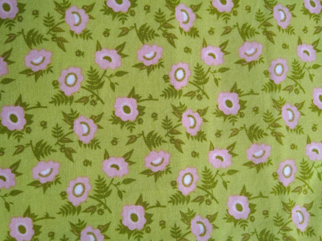 Dainty Blossoms 1 Yard Carina Gardner - Riley Blake Designs 2012 - OOP ...