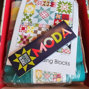 Moda Modern Building Blocks Quilt Kit 84x96 Fabric and Quilt Pattern ...