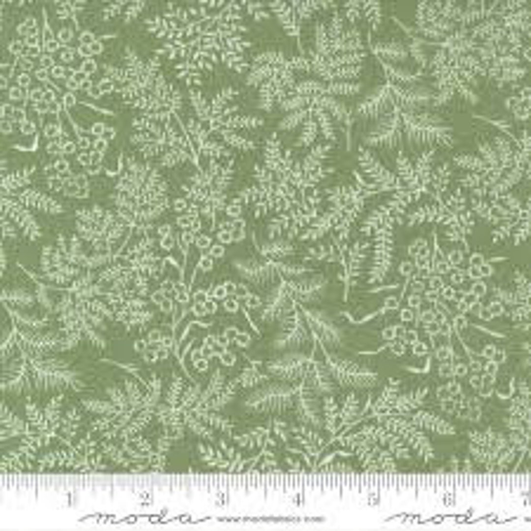 Nantucket Summer Continuous 1/2 Yard Camille Roskelley Grass 55261 26 ...