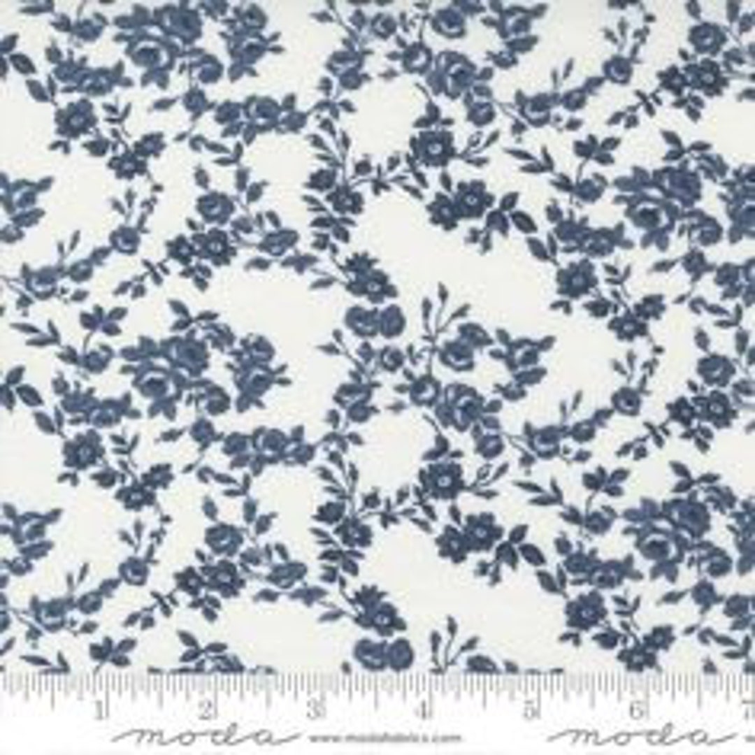 Nantucket Summer 35x44" Cream Navy 55263 23 Camille Roskelley Moda Out ...