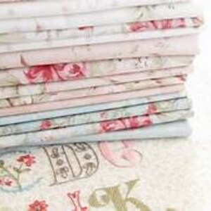3 Sisters Seaside Rose 1/2 Yard Seagrass Blue 3768 Moda Out of Print ...