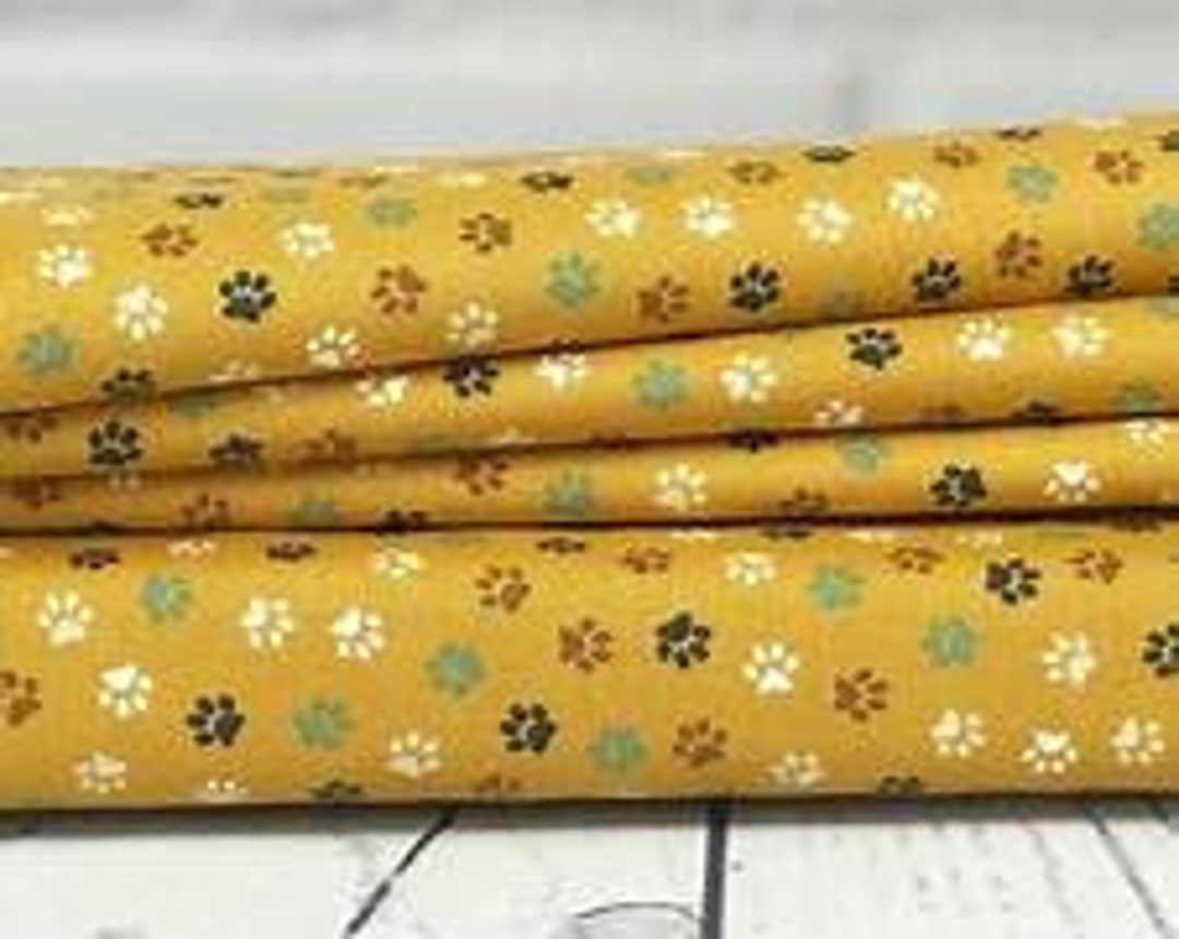 Woof Woof Meow 1/2 Yard Stacy Iest Hsu for Moda Fabrics Gold Paw Prints ...