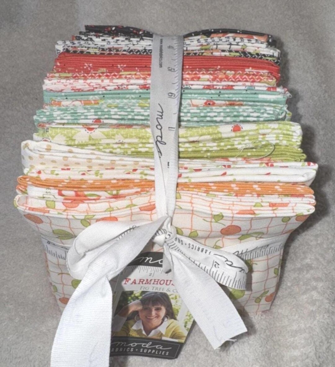 Farmhouse II Fat Quarter Bundle, 29pcs Moda Fig Tree Quilts Out of ...