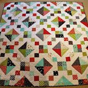 Vintage Picnic 1/2 Yard Mayberry Mum in Cream/navy - Bonnie & Camille ...