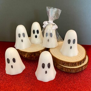 Set of 4 Mini Ghost Soaps | Halloween Party Favors | Cute Fall Bathroom ...