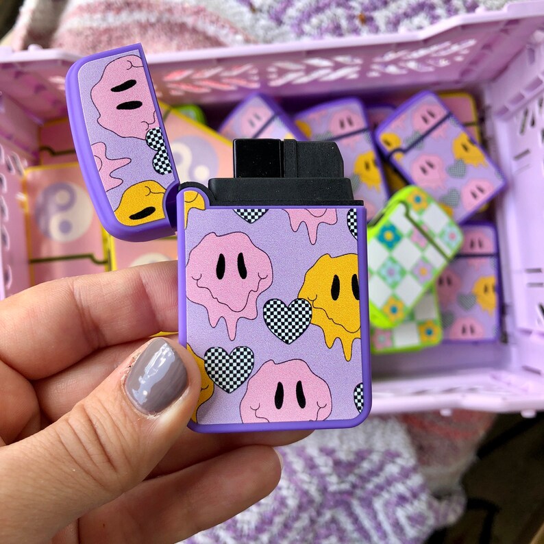 Melty Smiley Face Refillable Jet Flame Lighter / ZENGAZ | Etsy