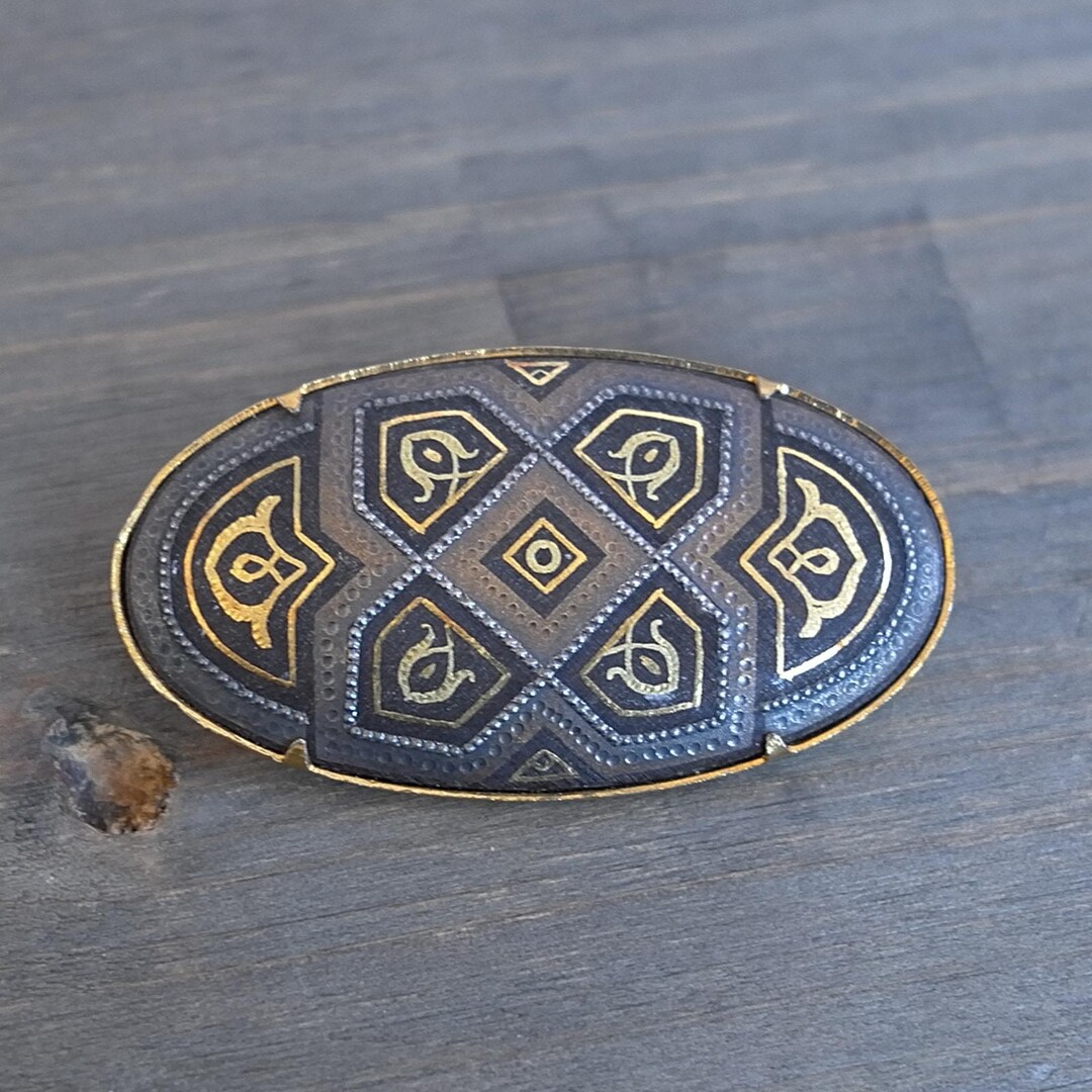 Vintage Damascene Oval Brooch Gold and Black Trombone Clasp 1970's - Etsy