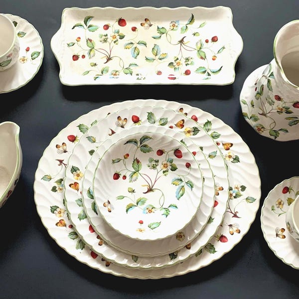 Strawberry Dinnerware - Etsy