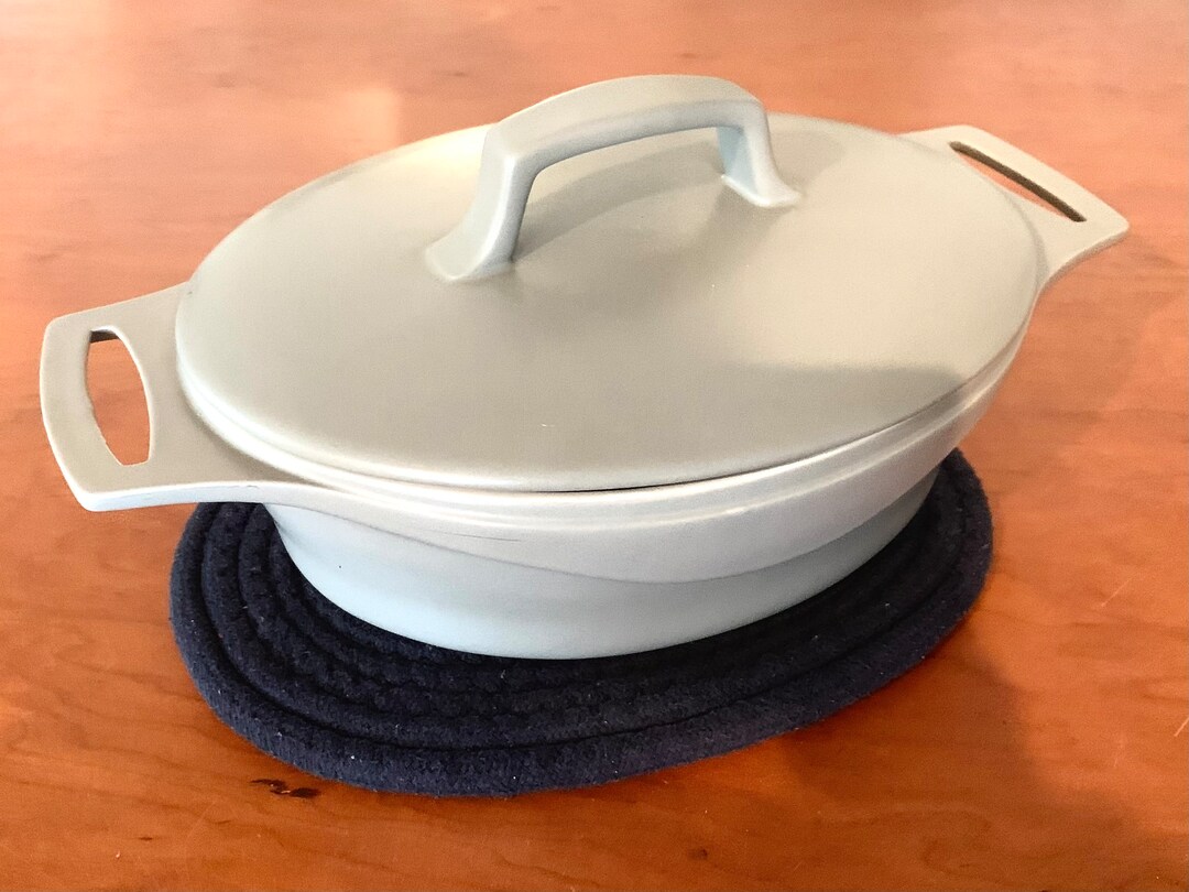 Vintage Calphalon Kitchen Essentials 2 Quart Oval Casserole Dish,oval ...