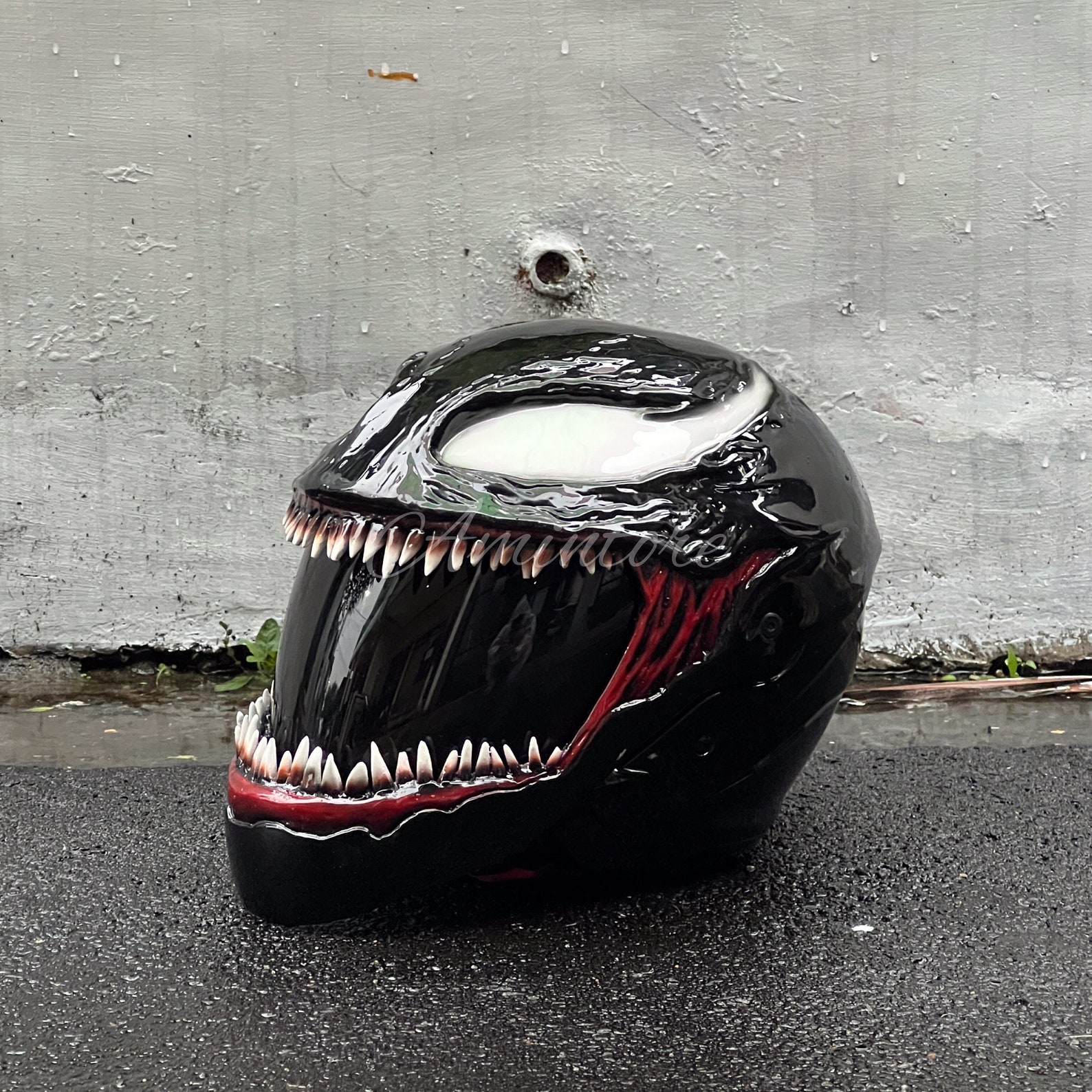 Venom Symbiote Motorcycle Helmet Custom DOT and ECE Approved - Etsy