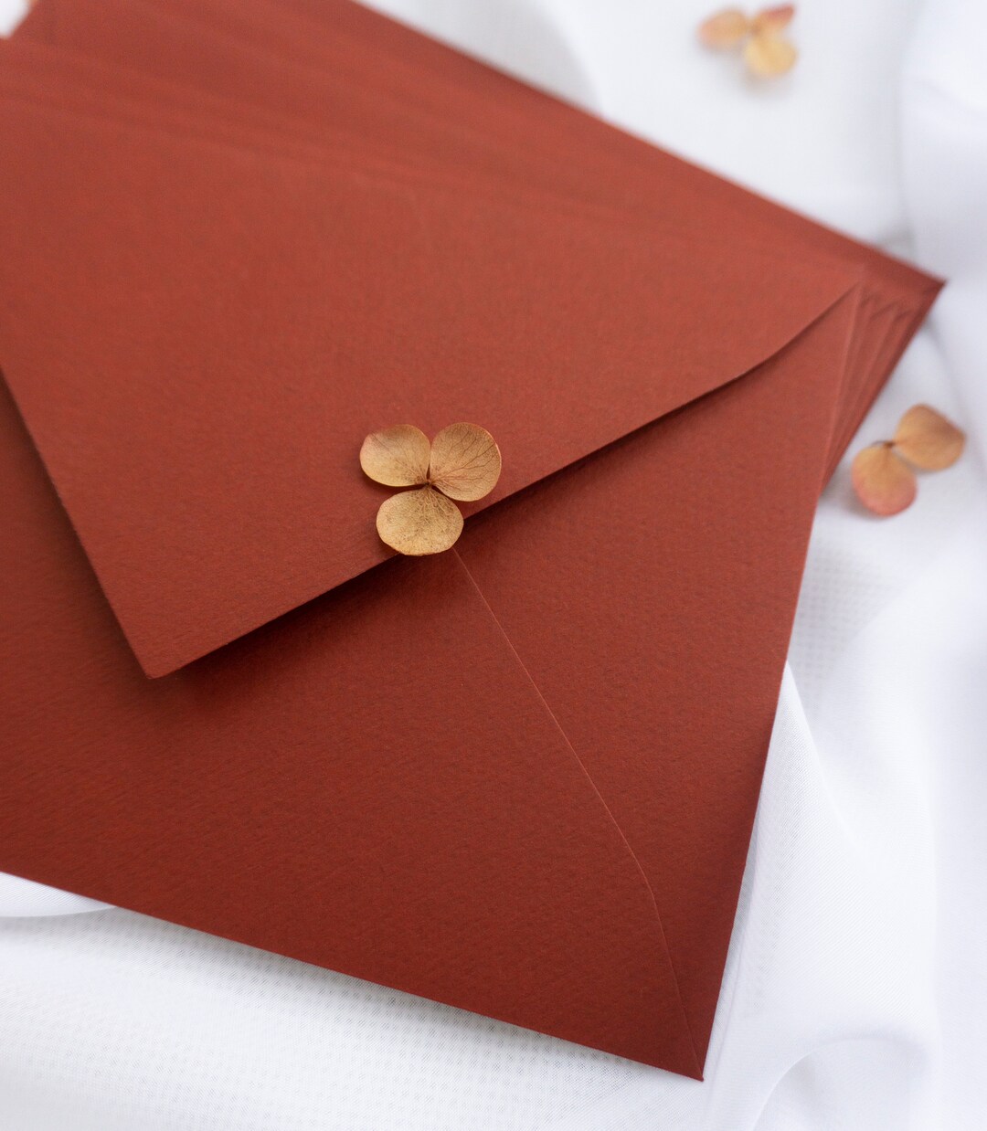 Premium Red Textured Paper Envelopes | 140 Gsm Euro Flap | Set of 10 ...