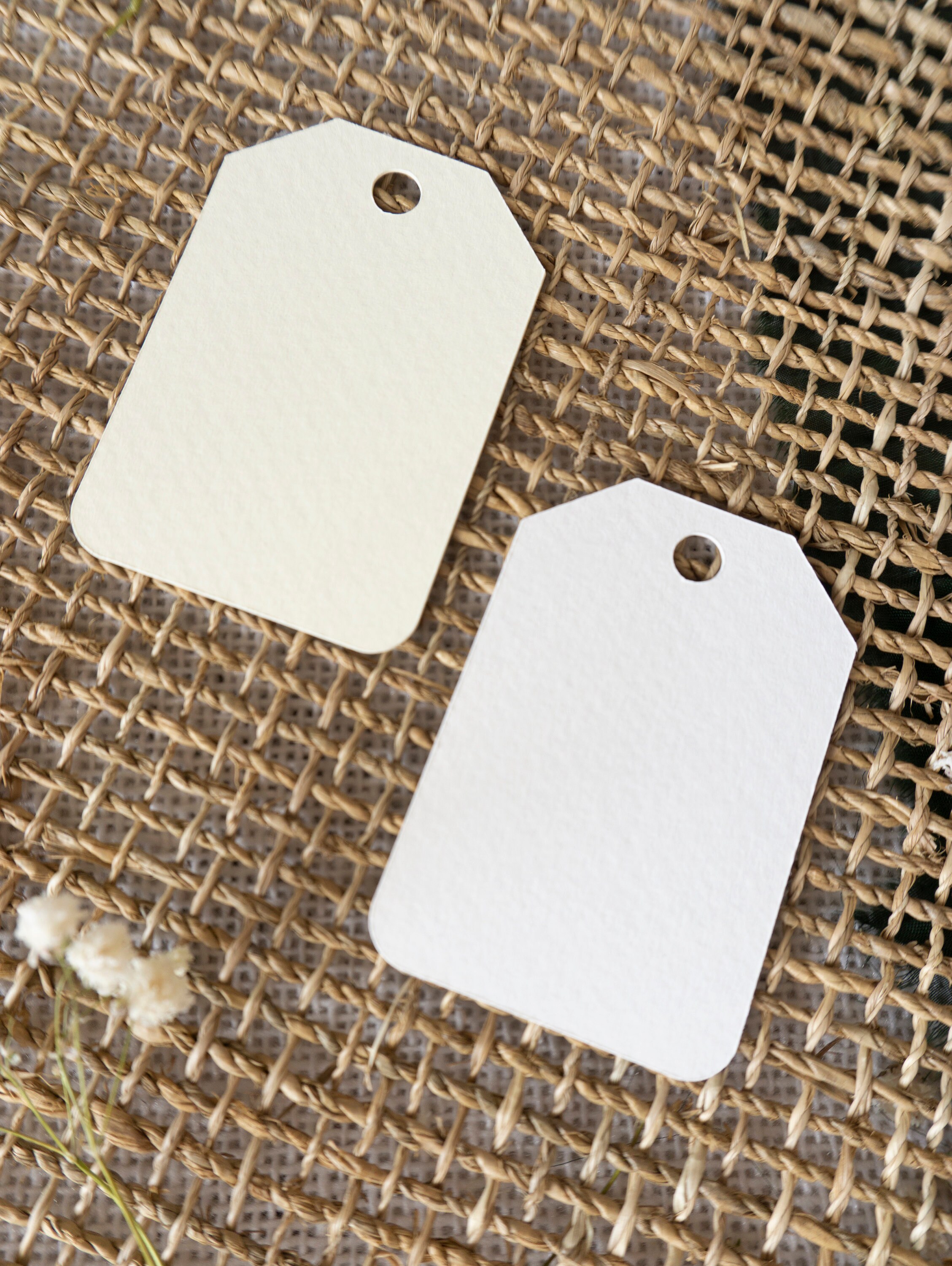 Set of 25 Blank Tags, White and Ivory Gift Tags, Escord Cards ...