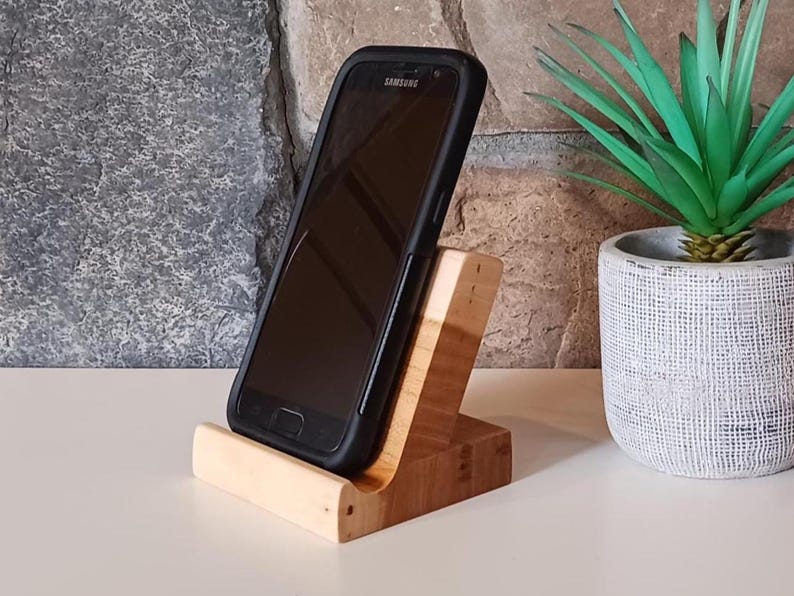 Phone Throne - Live Edge Phone Holder/stand - Etsy