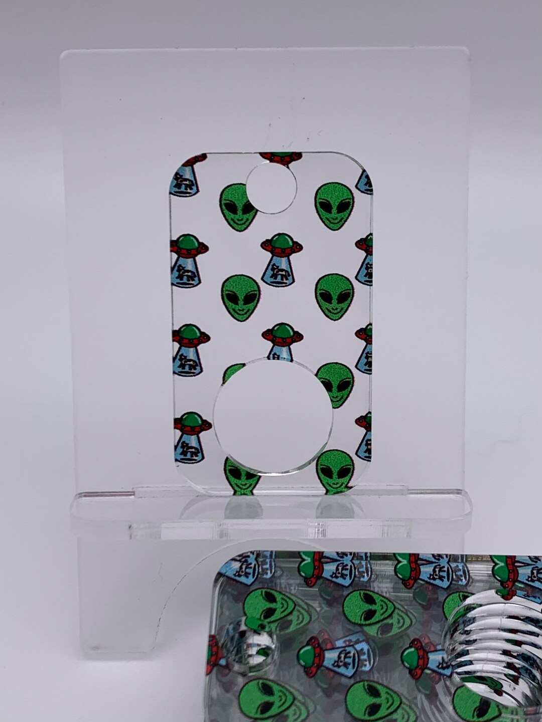 Limited Edition Rectangular Alien UFO Print on Clear Acrylic Thread ...